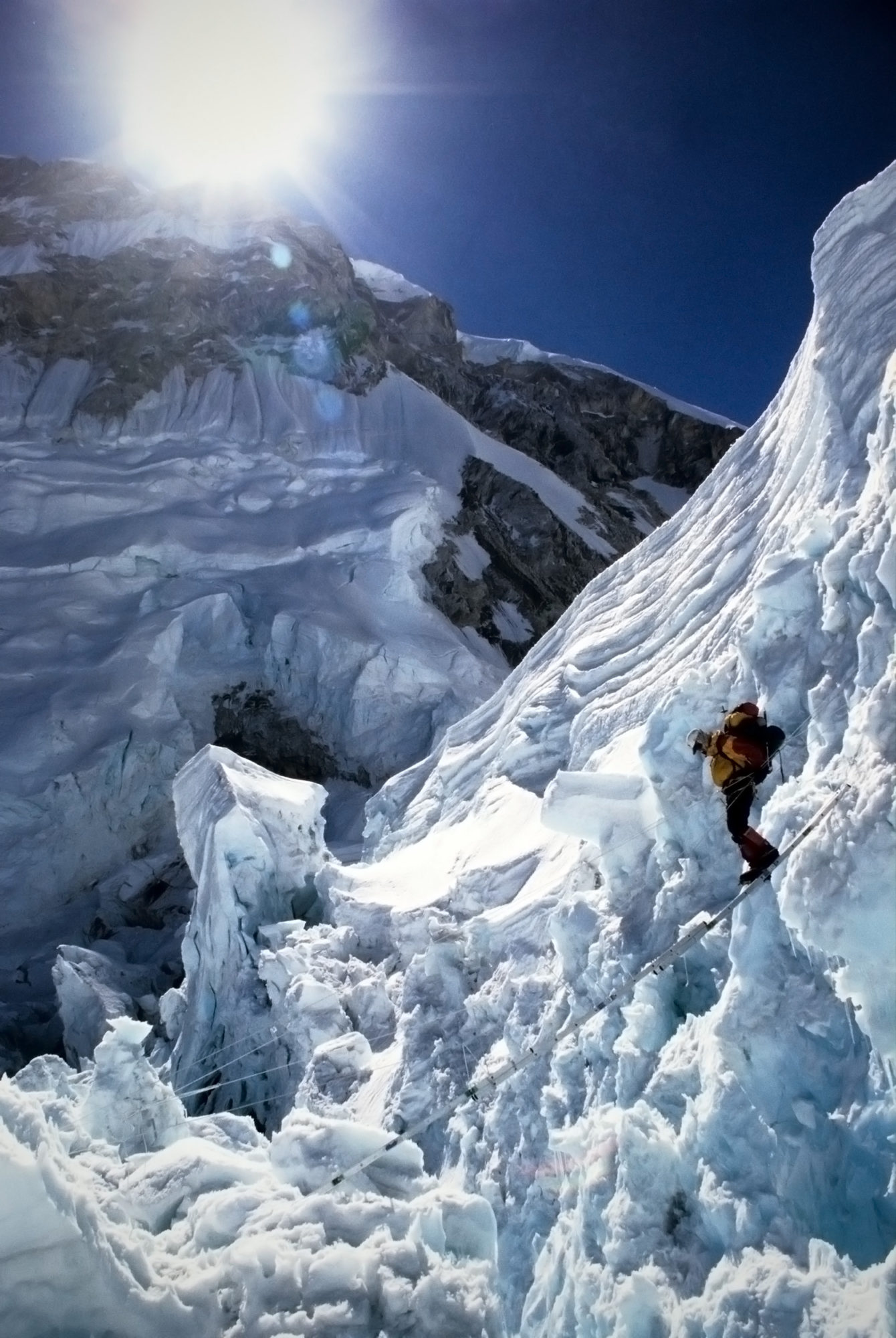 On Top Of The World: Everest Legend Apa Sherpa | Destinations Magazine